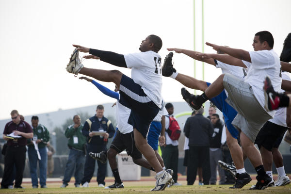 Richard Justice: HISD football players get another shot at college