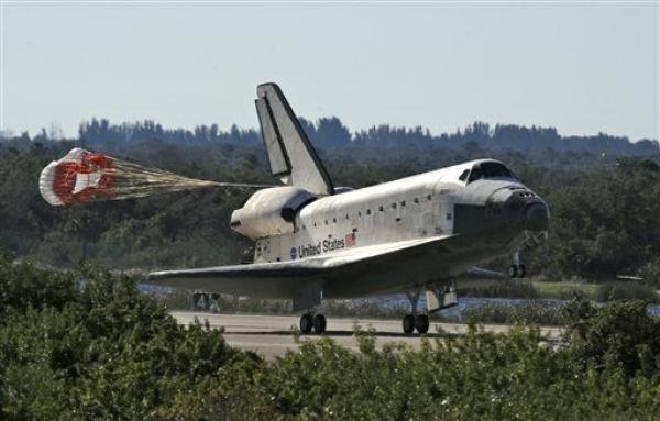 Astronaut flies to Houston early to meet new daughter