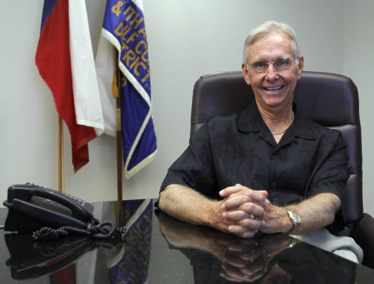 Longshoremen's leader takes the long view