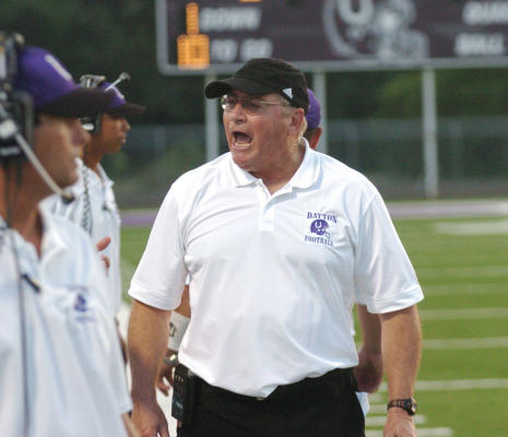 Dayton coach steers team through turmoil