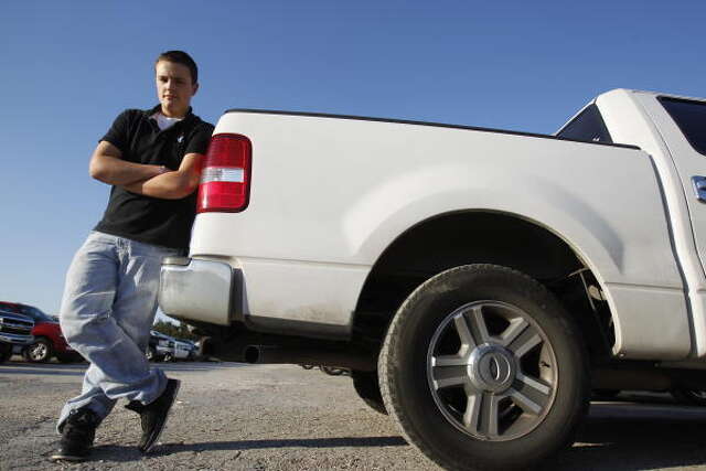 Study finds teens and pickup trucks make a risky duo