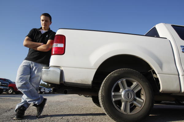 Study finds teens and pickup trucks make a risky duo