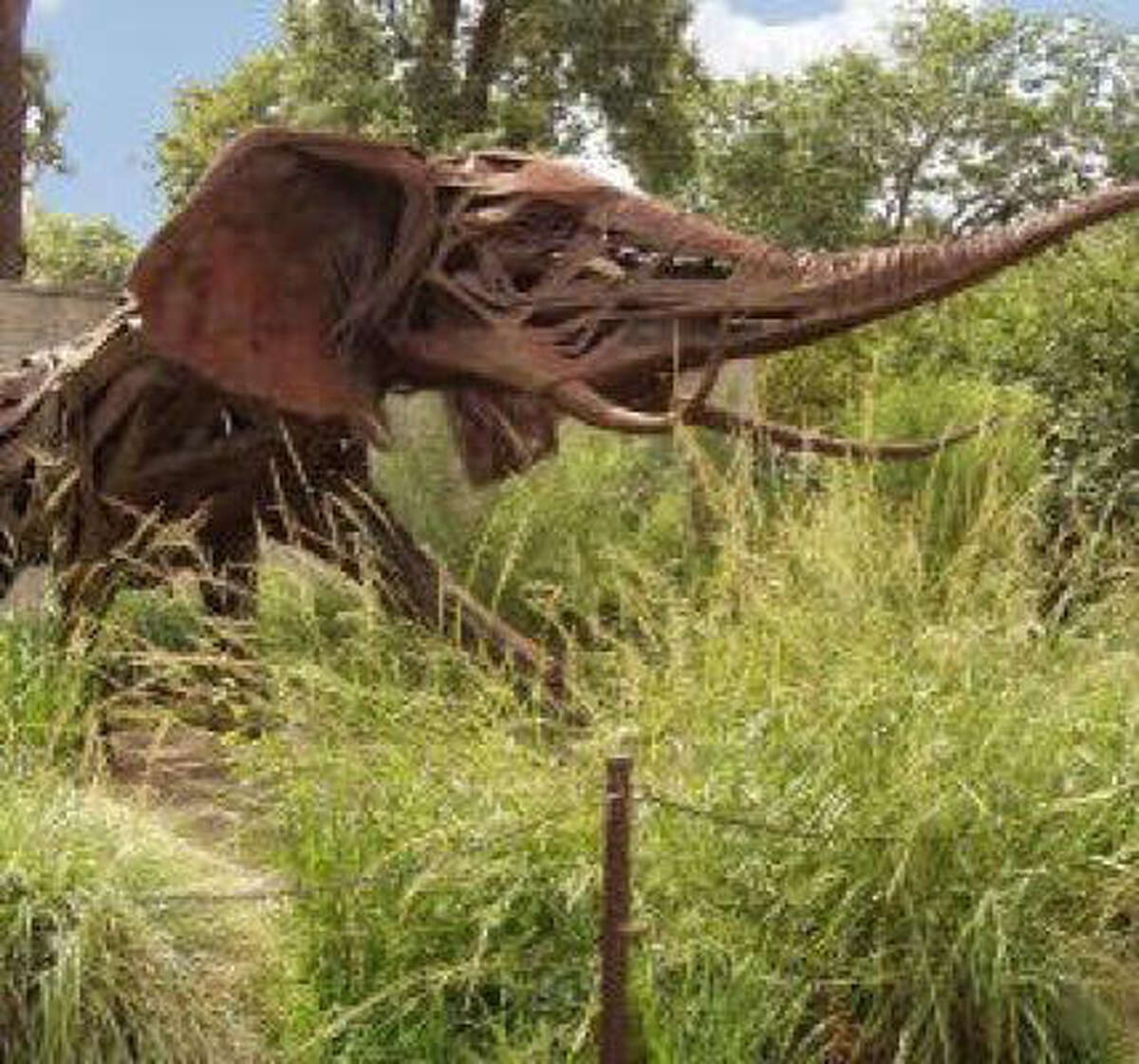 Metal sculptor Bob Fowler's work lives on after his death