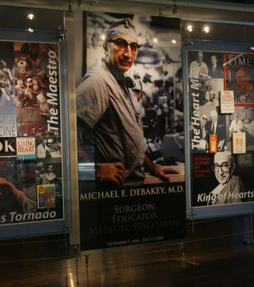 Baylor honors pioneer DeBakey with library, museum