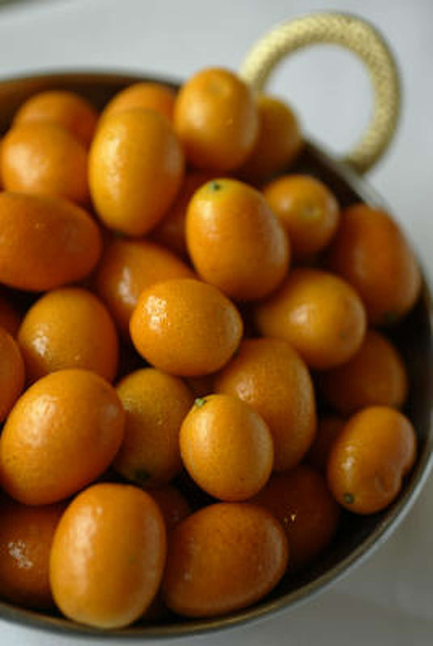 What's the difference: Loquat and kumquat?
