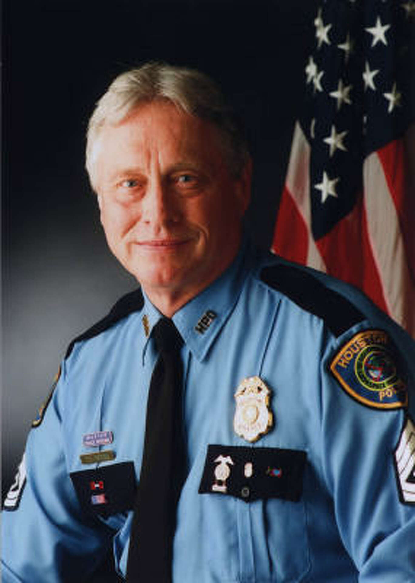 Legendary 'Mr. Homicide' retires from HPD