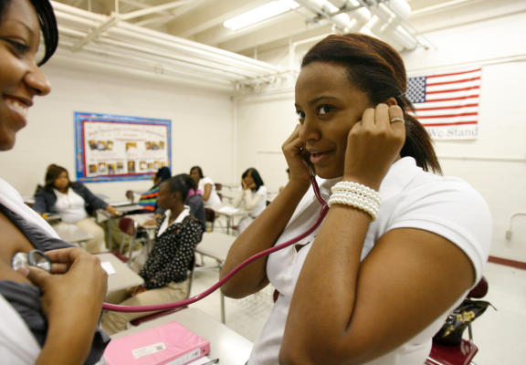 Doctors try to help lure young minorities to medical careers