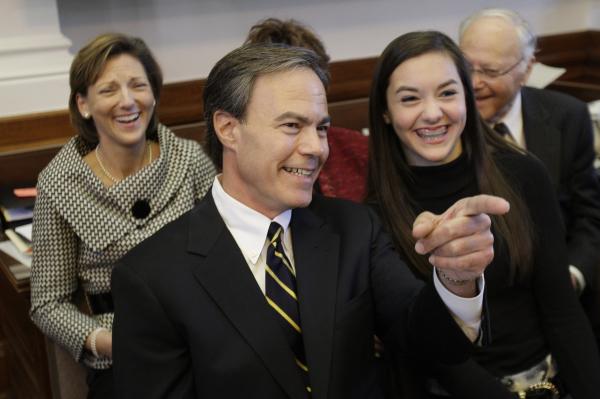 Legislature opens with Straus elected House speaker
