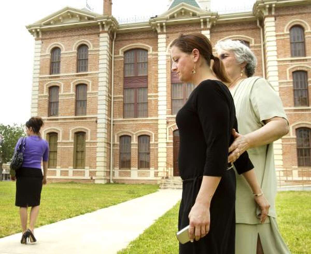 Texas court revives transgender marriage case