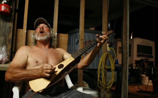 Ike recovery moves at snail's pace at Bolivar