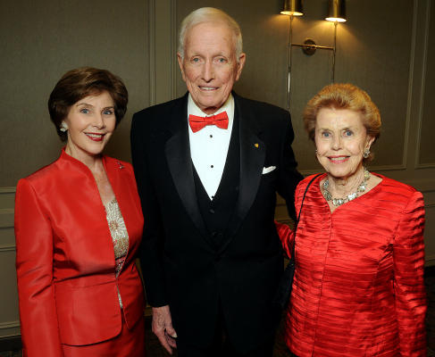 A red-hot salute to Laura Bush