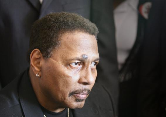 Forced out by Katrina, Neville moving closer to home