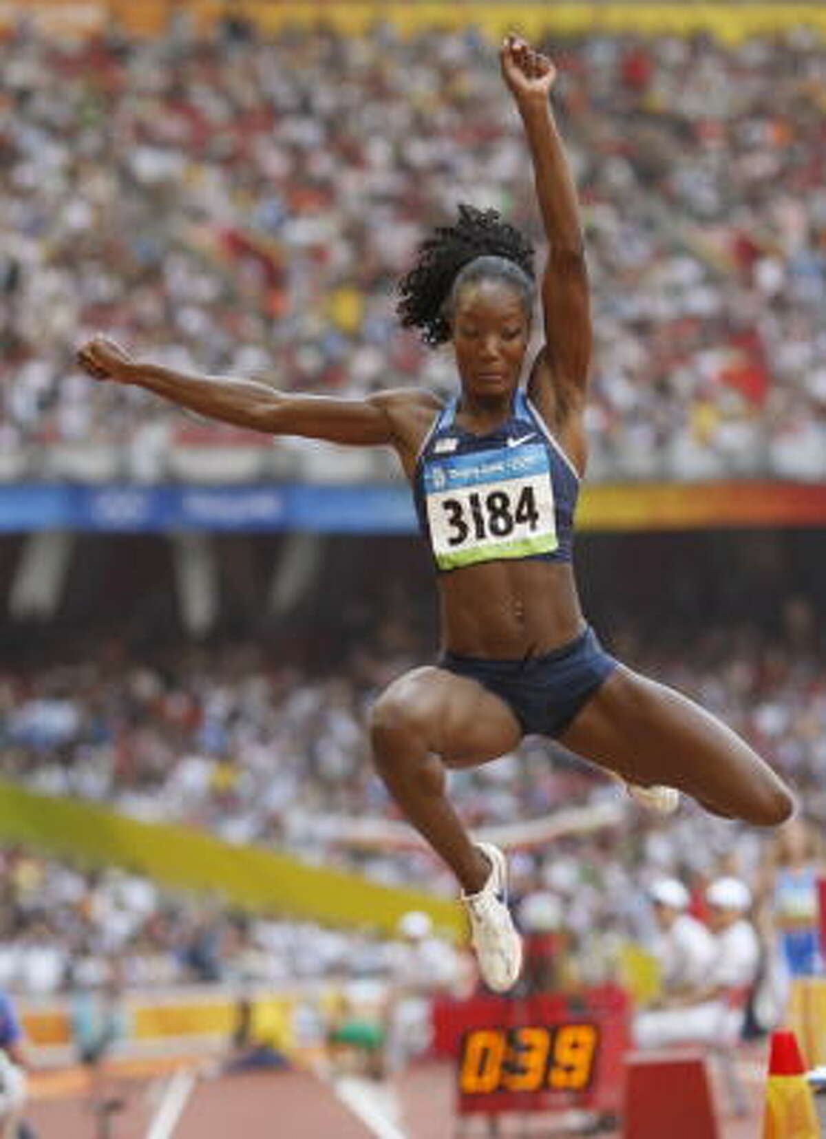 Rice's Jimoh advances to women's long jump final