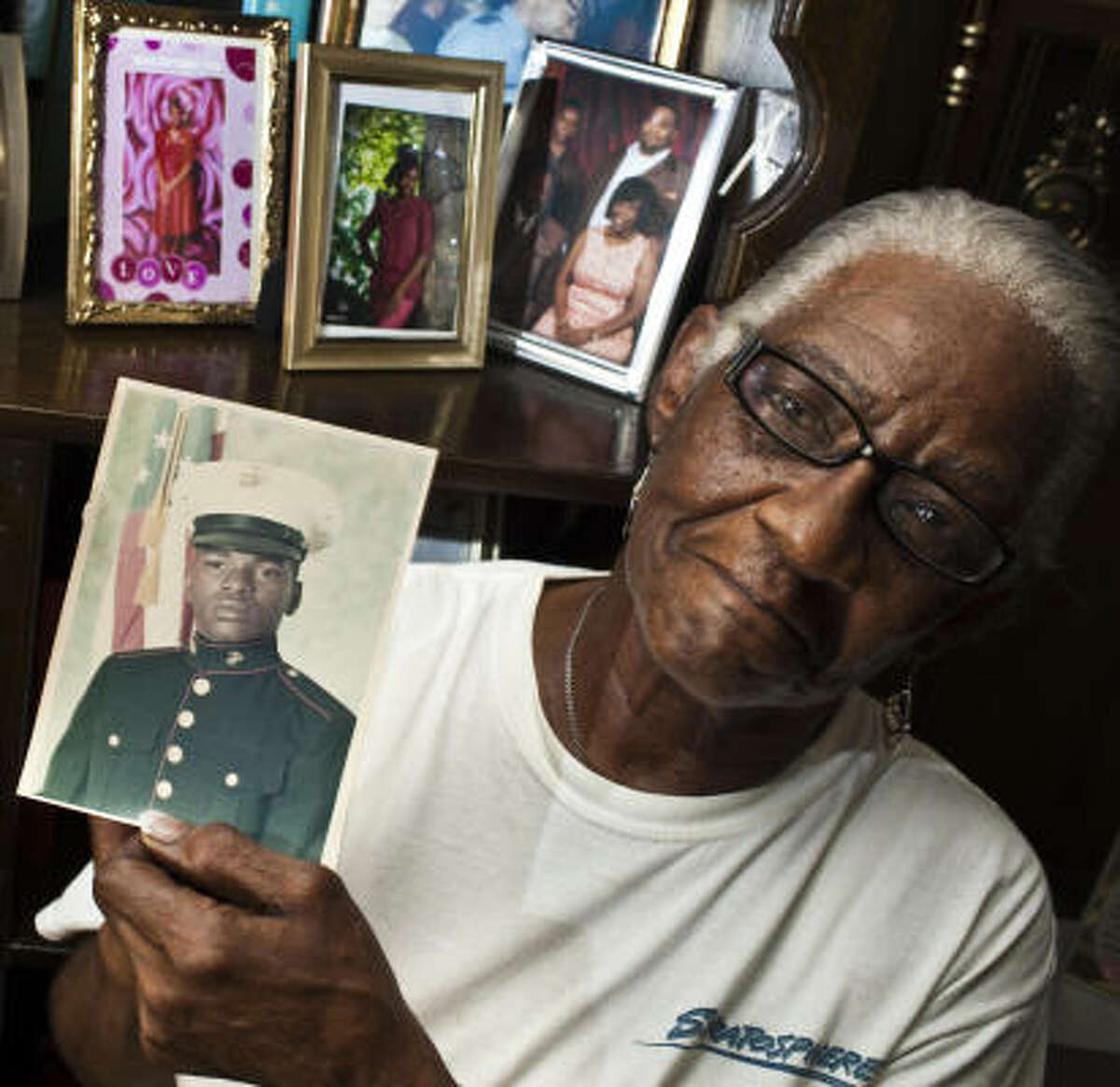 Houstonian discovers cousin's fate 30 years after suicide