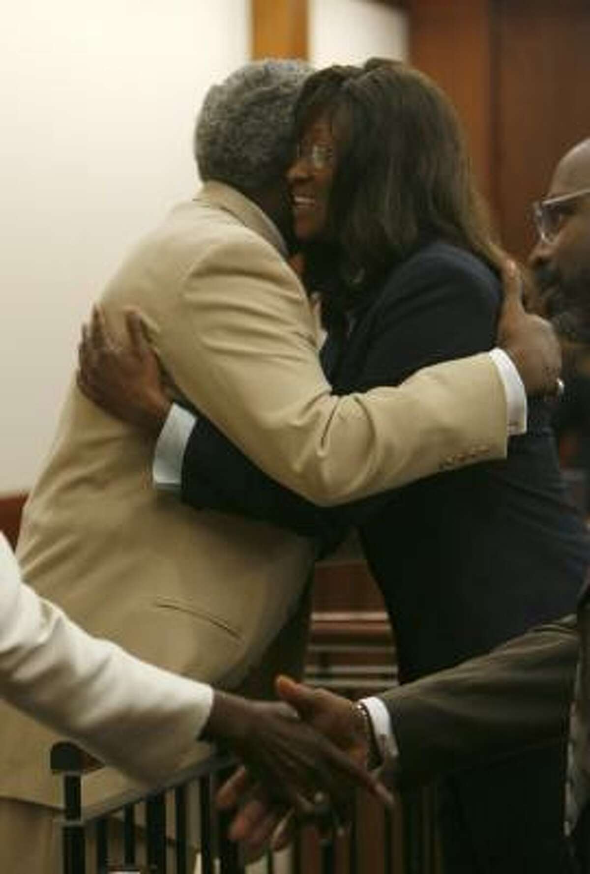 Defense puts focus on Slade's authority