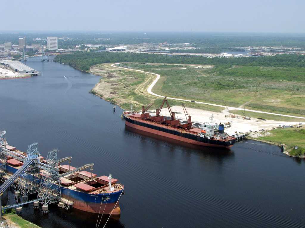 Port of Beaumont on track to build railroad loop around Orange County ...
