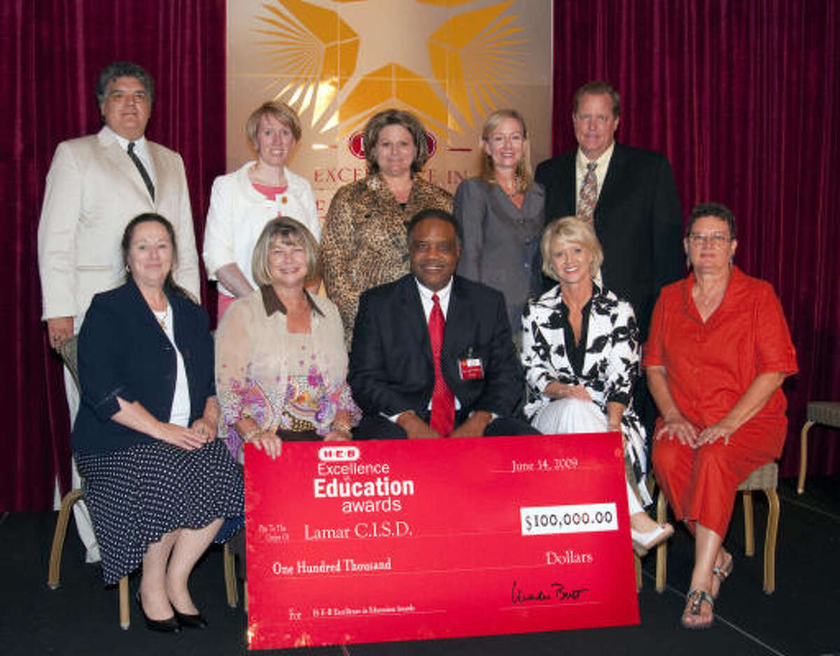 H-E-B names LCISD top winner in excellence program