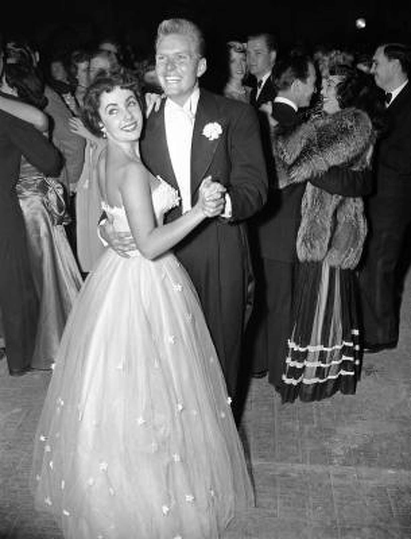 #ThrowbackThursday: Looking back at prom through the years