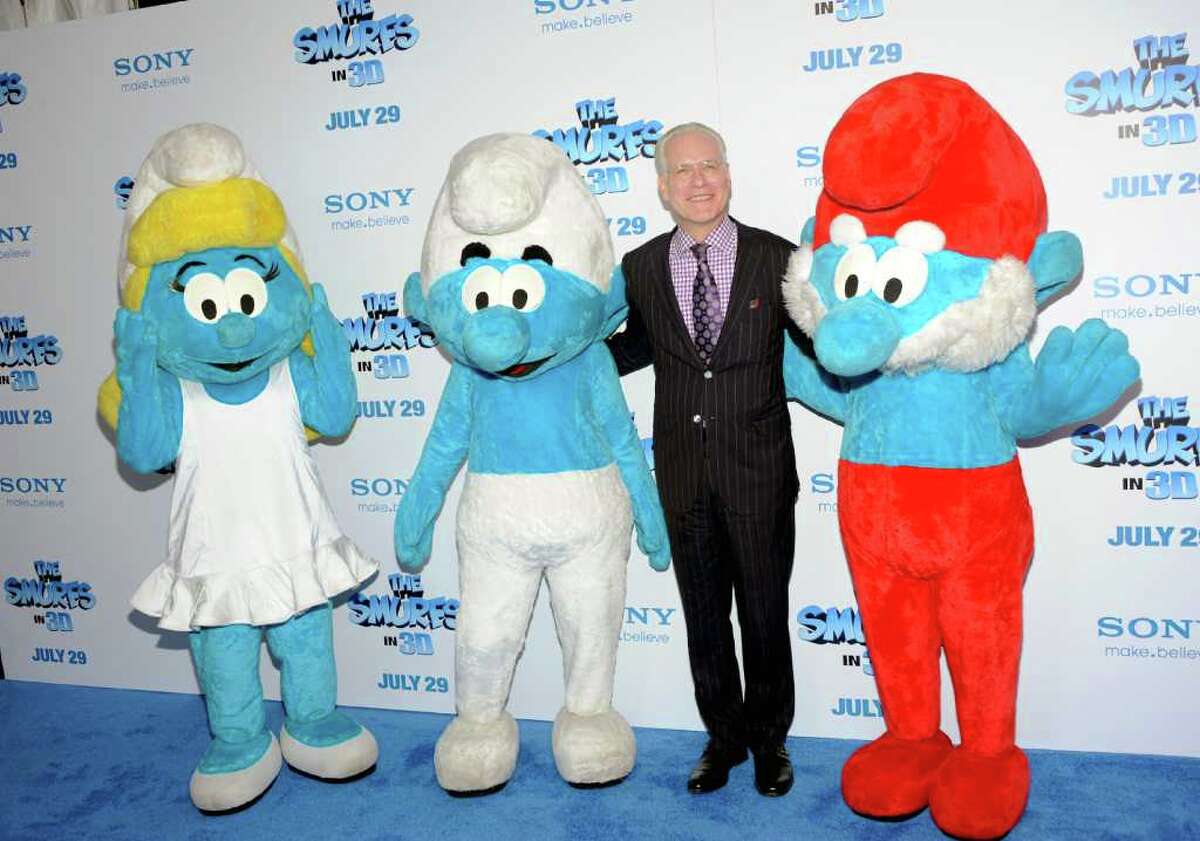 Harris keeps 'Smurfs' from becoming a pile of smurf
