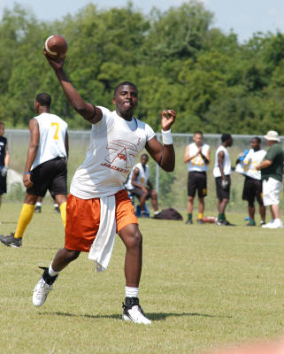 Some of the rules of 7-on-7 football