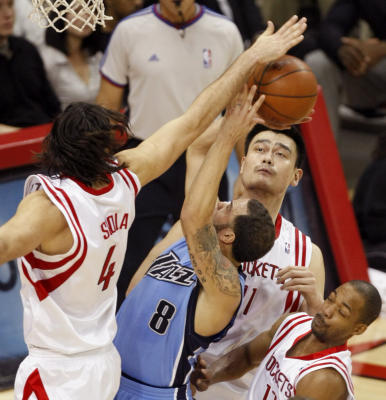 Free throws carry Rockets past Jazz 108-99