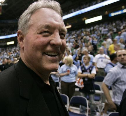 Perry taps Spurs owner to chair state parks panel