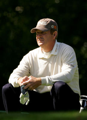 Houston golfer Maggert leaves tourney after brother dies