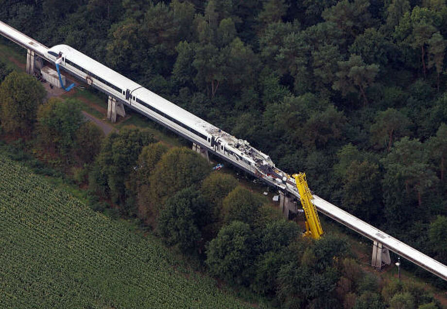 Germans eye safety check status on doomed train - Houston Chronicle