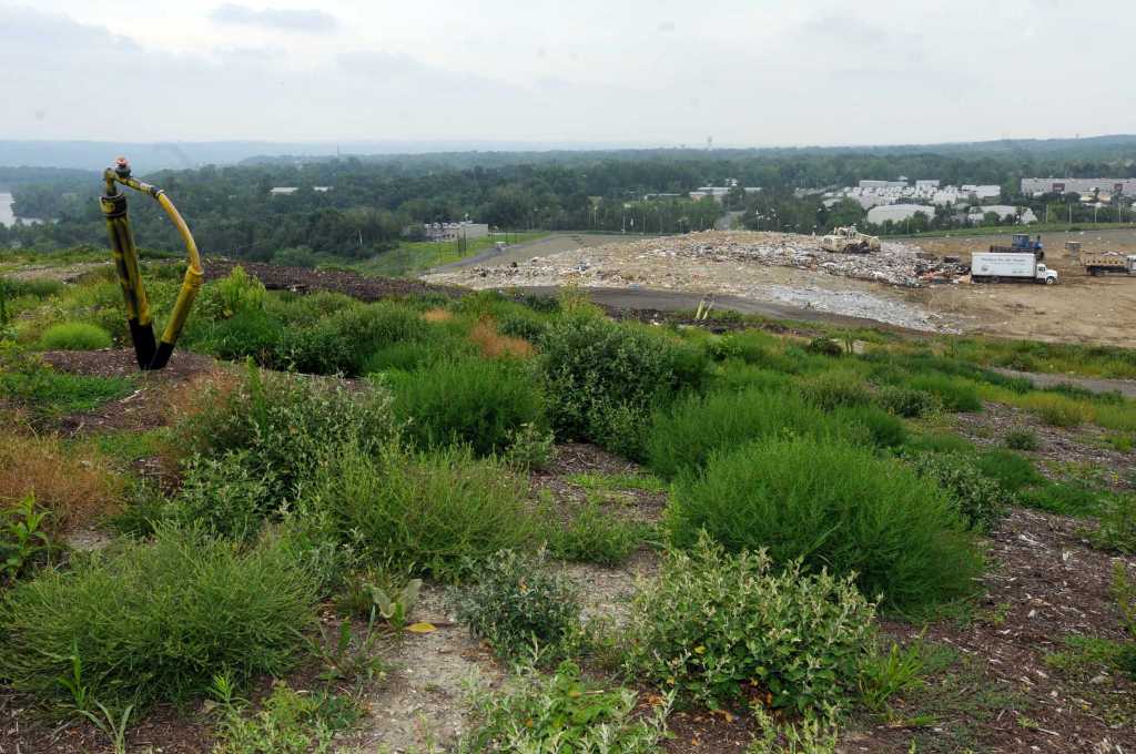 Albany fumes over Colonie landfill deal