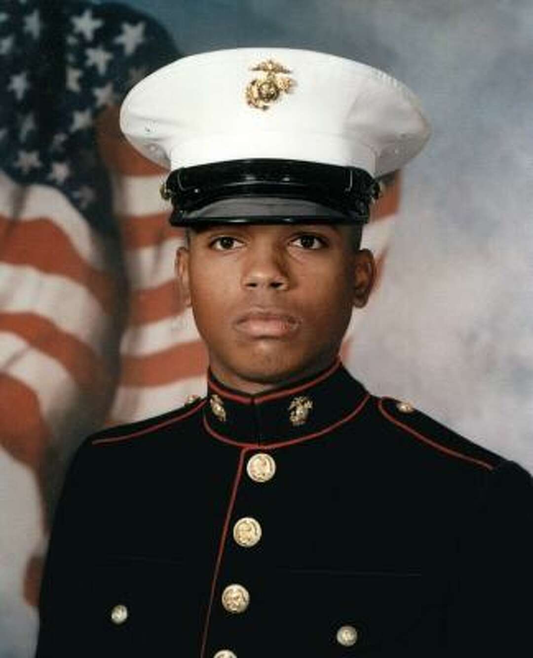 Injured Texas Marine dies after enduring 100 surgeries