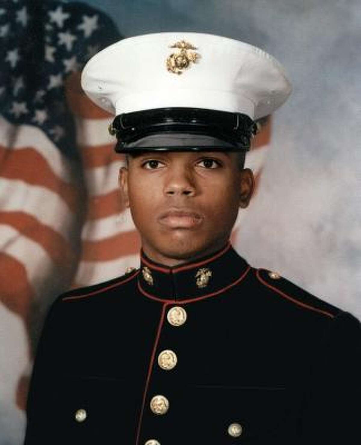 Injured Texas Marine dies after enduring 100 surgeries