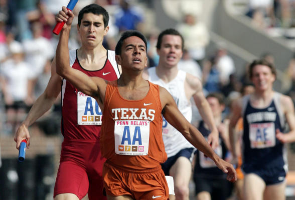 Texas runner Manzano eyes another national title