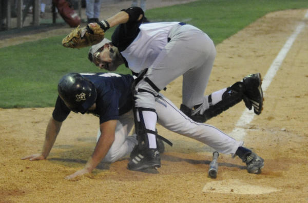 Houston men's fastpitch tradition trying to stay alive