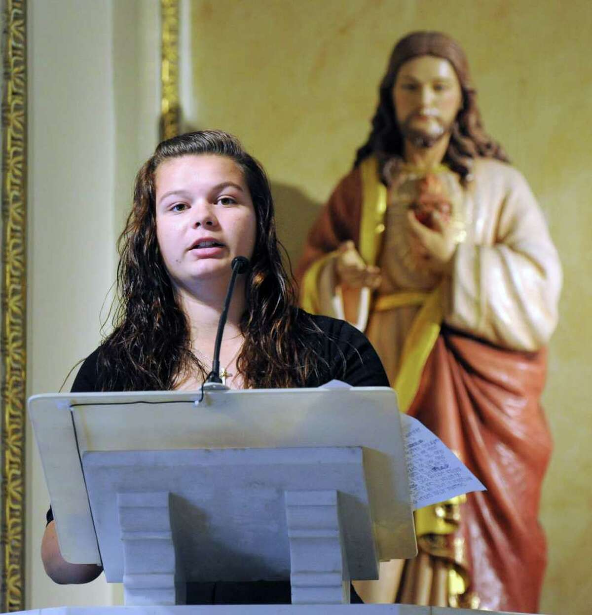 Danbury says farewell to former Mayor James E. Dyer