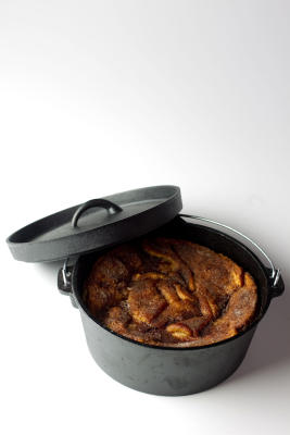 Dutch-oven dessert
