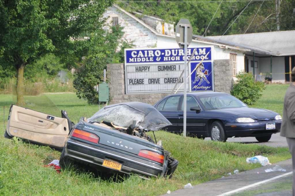 Accident kills high school student