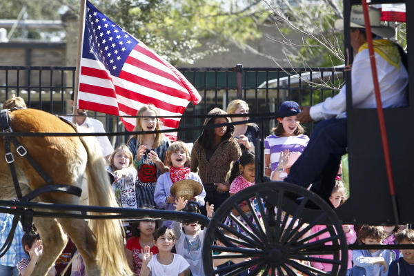 Trail riders' help kick off Houston rodeo