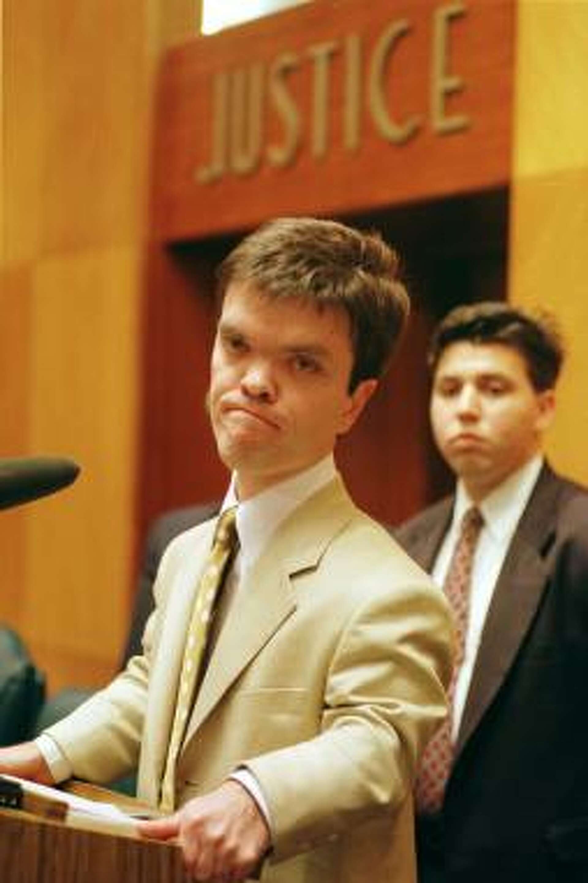 'Powerhouse' politician Roach mourned after death at 49