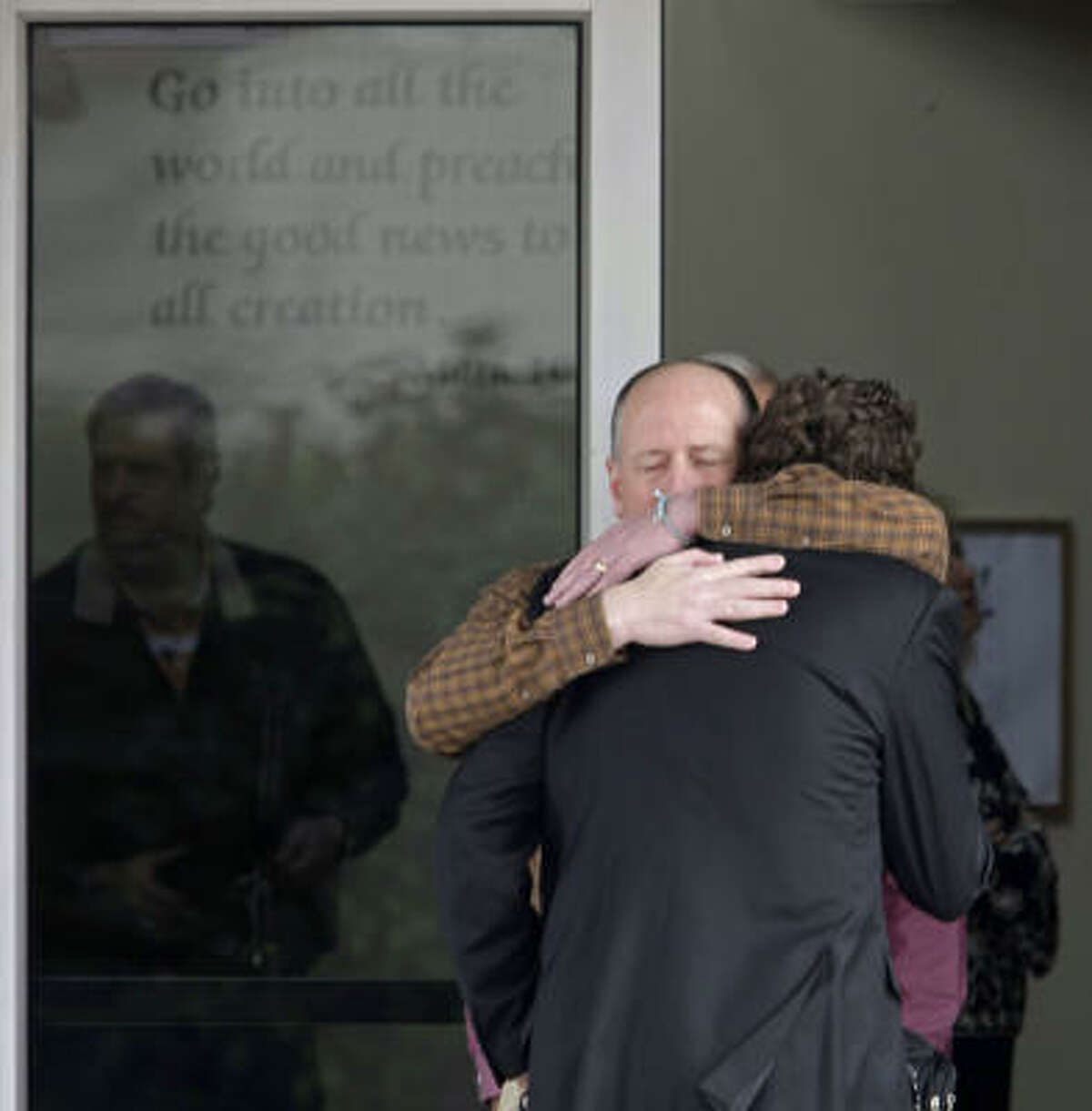 Clear Lake church mourns slain pastor