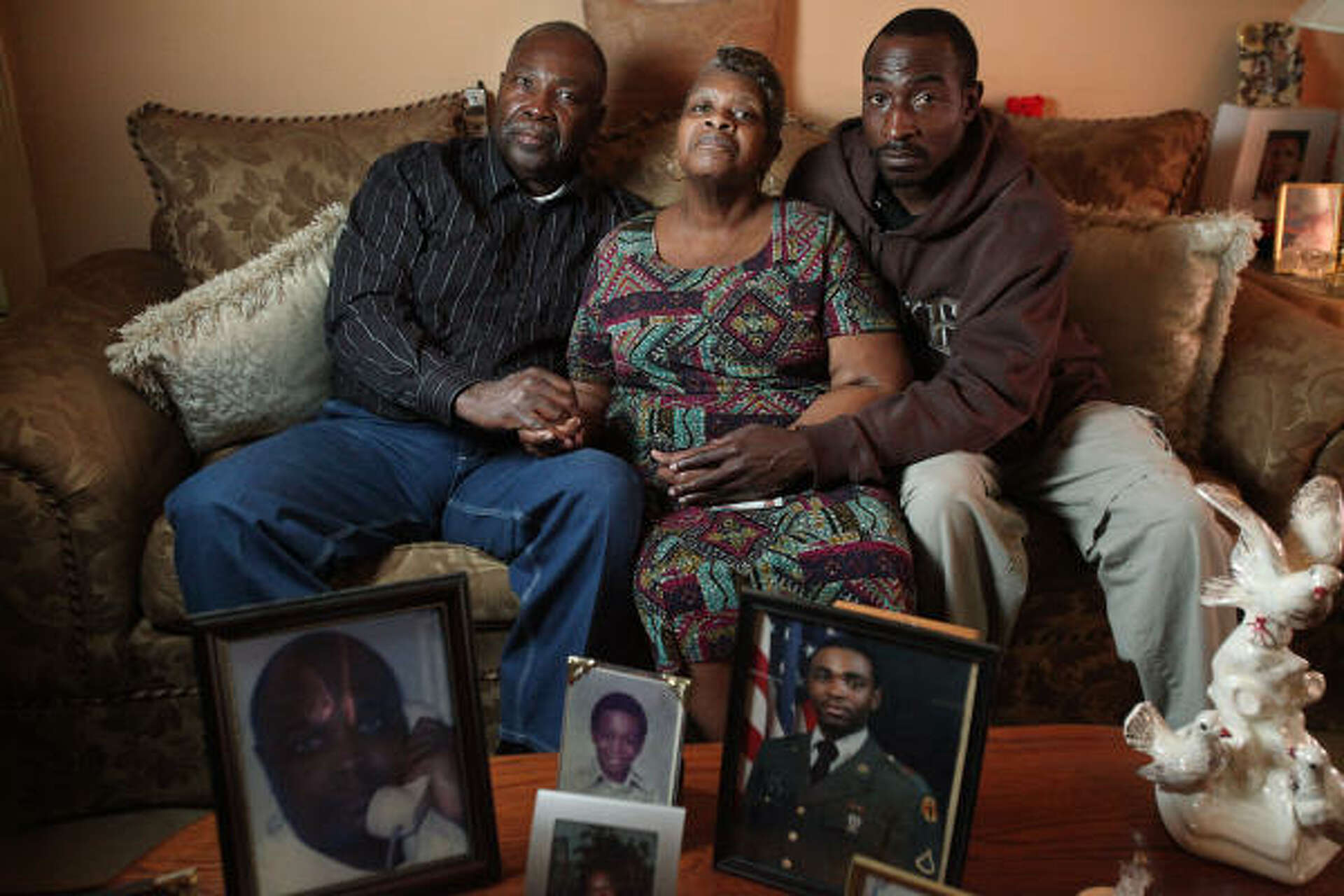 Houston killer’s family begs for his life