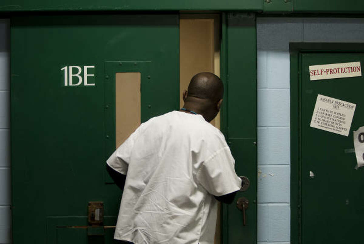 Texas jails fear influx of mentally ill after budget cuts