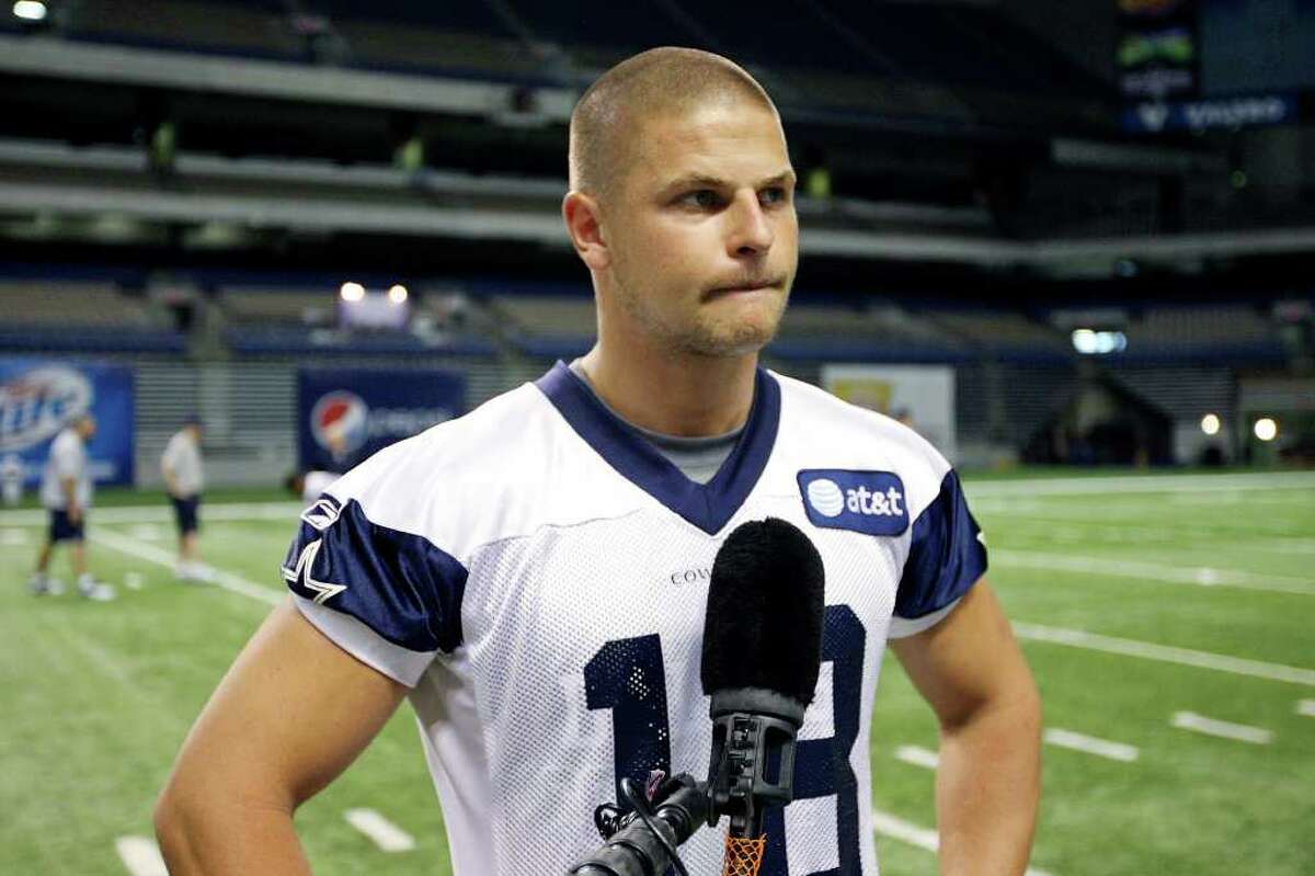 In battle with Buehler, Cowboys' Bailey still kicking