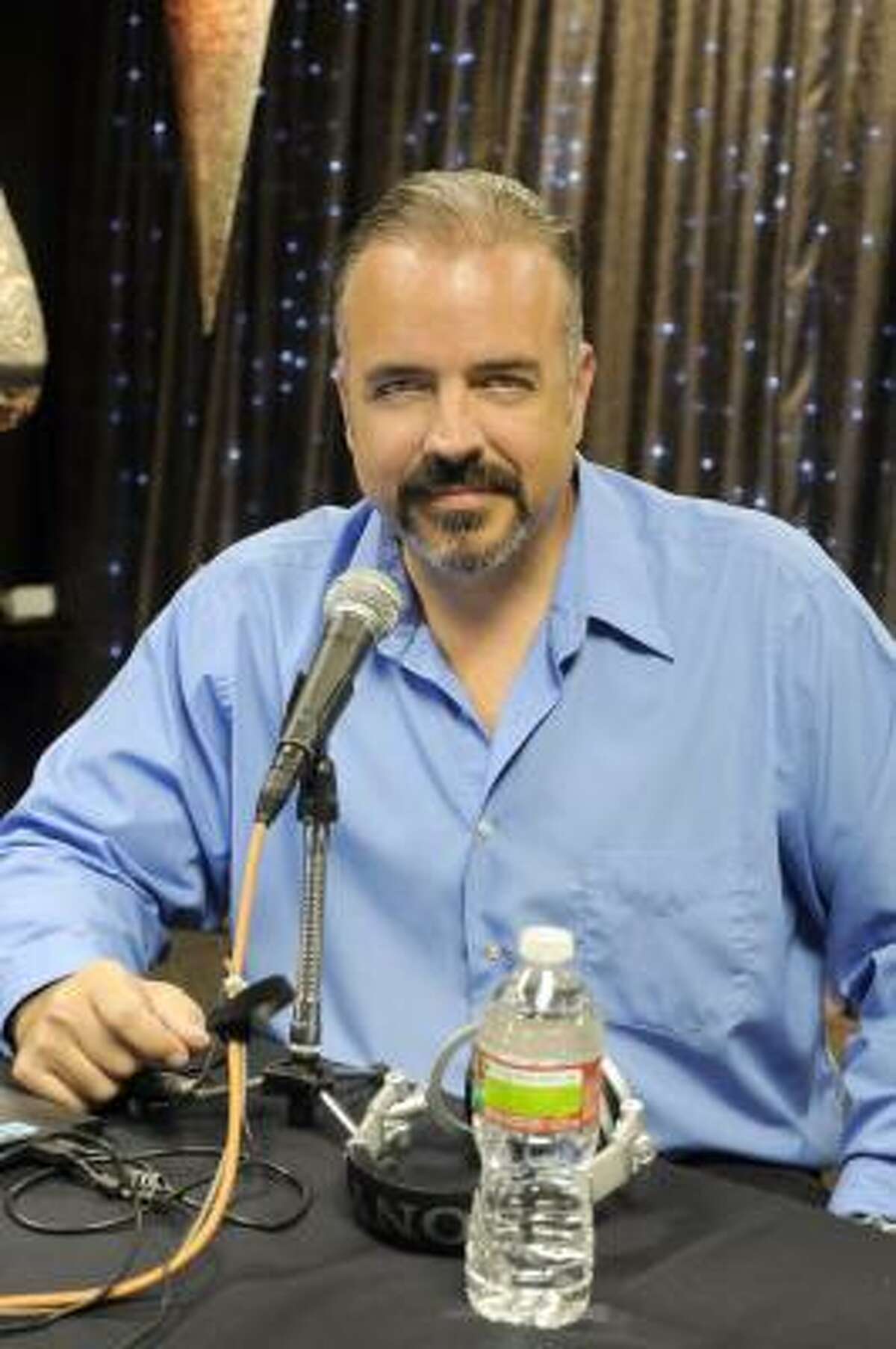 Radio host Joe 'Pags' uses humor to get through cancer