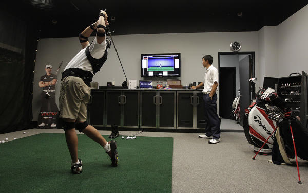 Clubfitting goes high tech at Redstone Golf Club lab