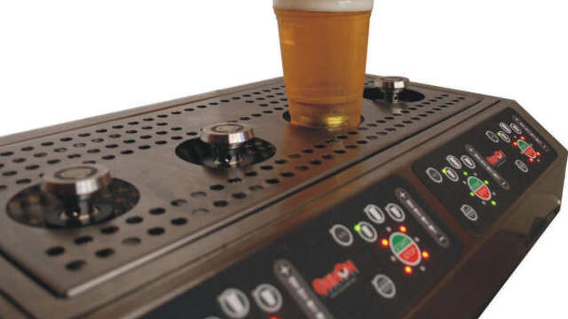 Dispenser filling beer from bottom up will make Houston debut