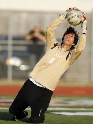 Boys Athlete of Week: Taffet stellar for Strake Jesuit