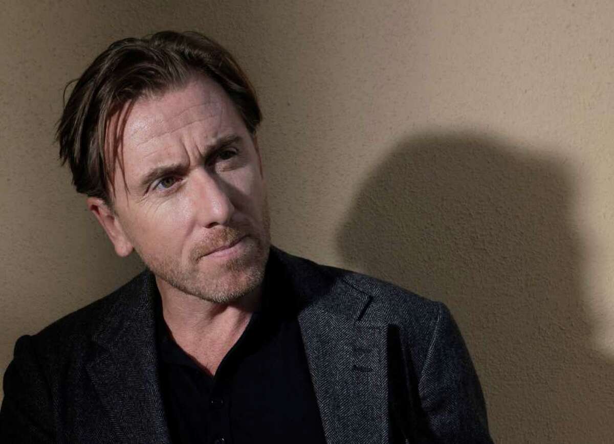 Who lost iconic roles?