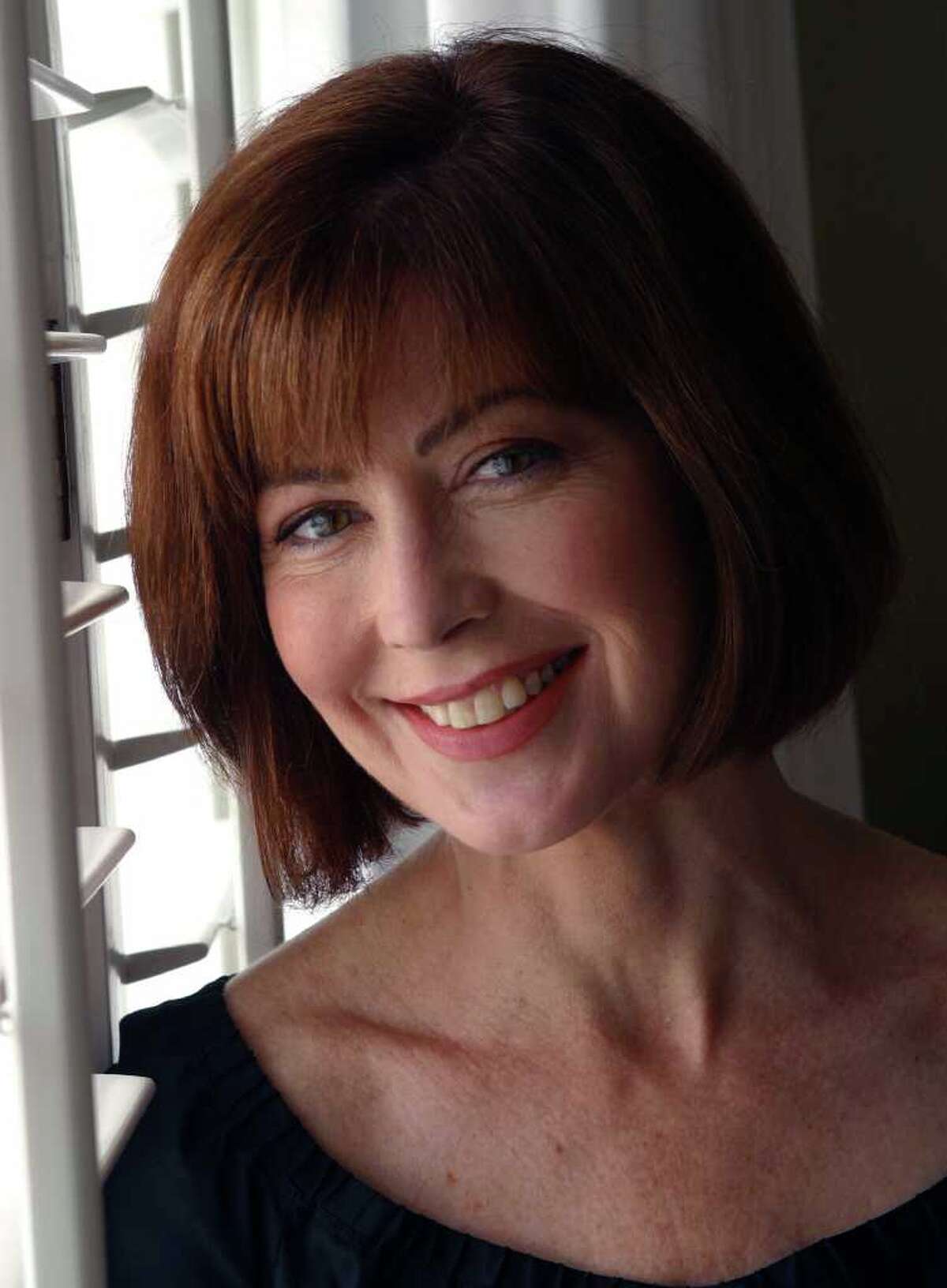 Who lost iconic roles?