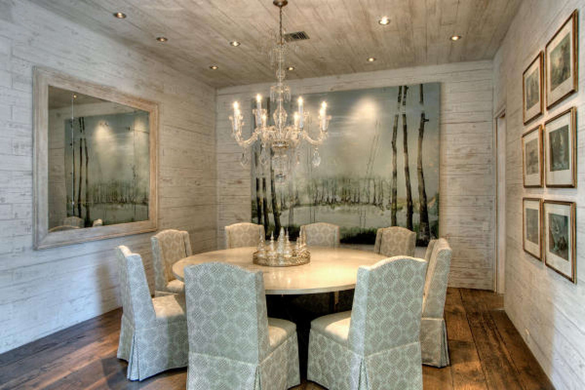 This formal room feels comfortable