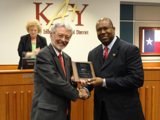 Frailey named regional superintendent of the year